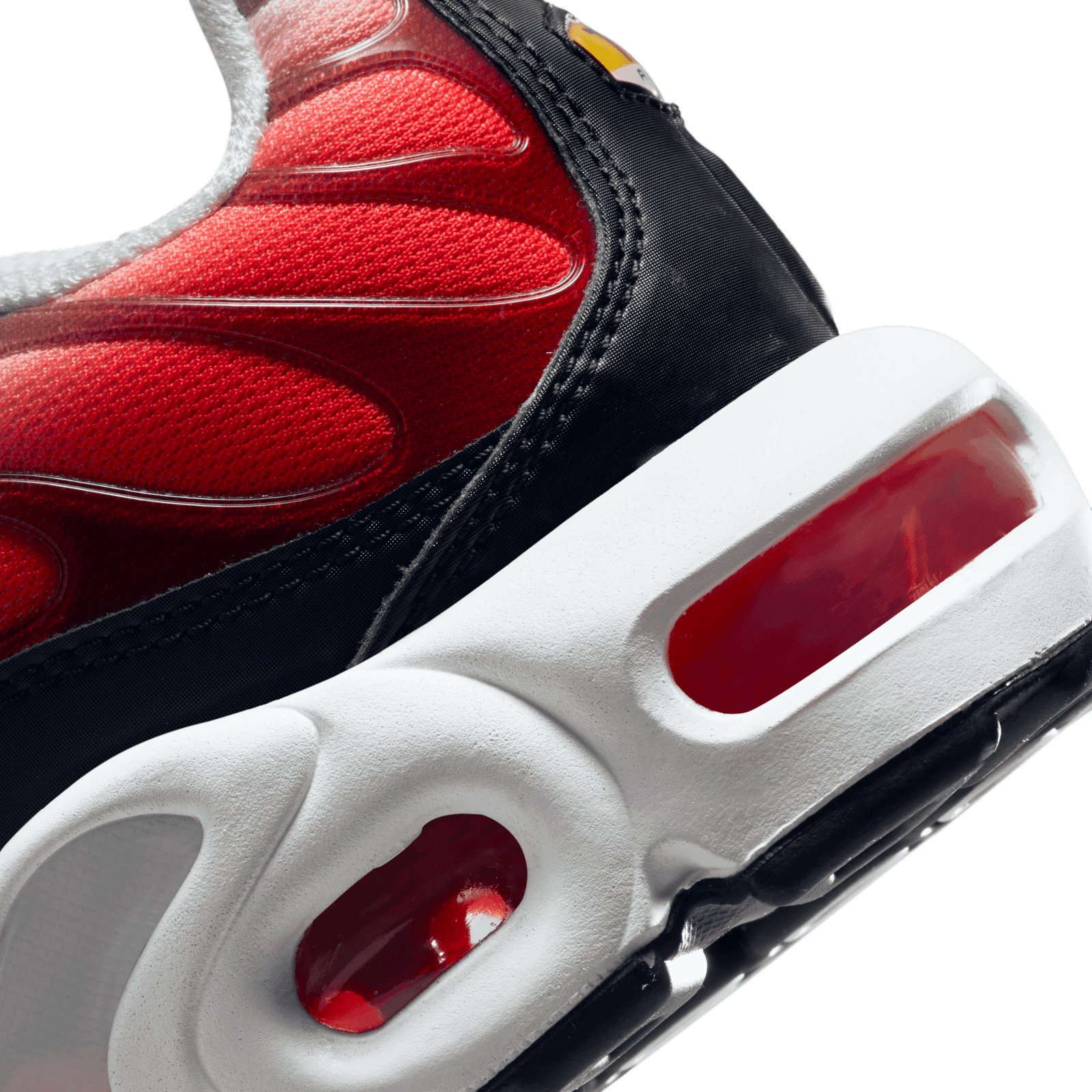 Nike Air Max Plus Fire (GS) - FD9768-100 Release Info