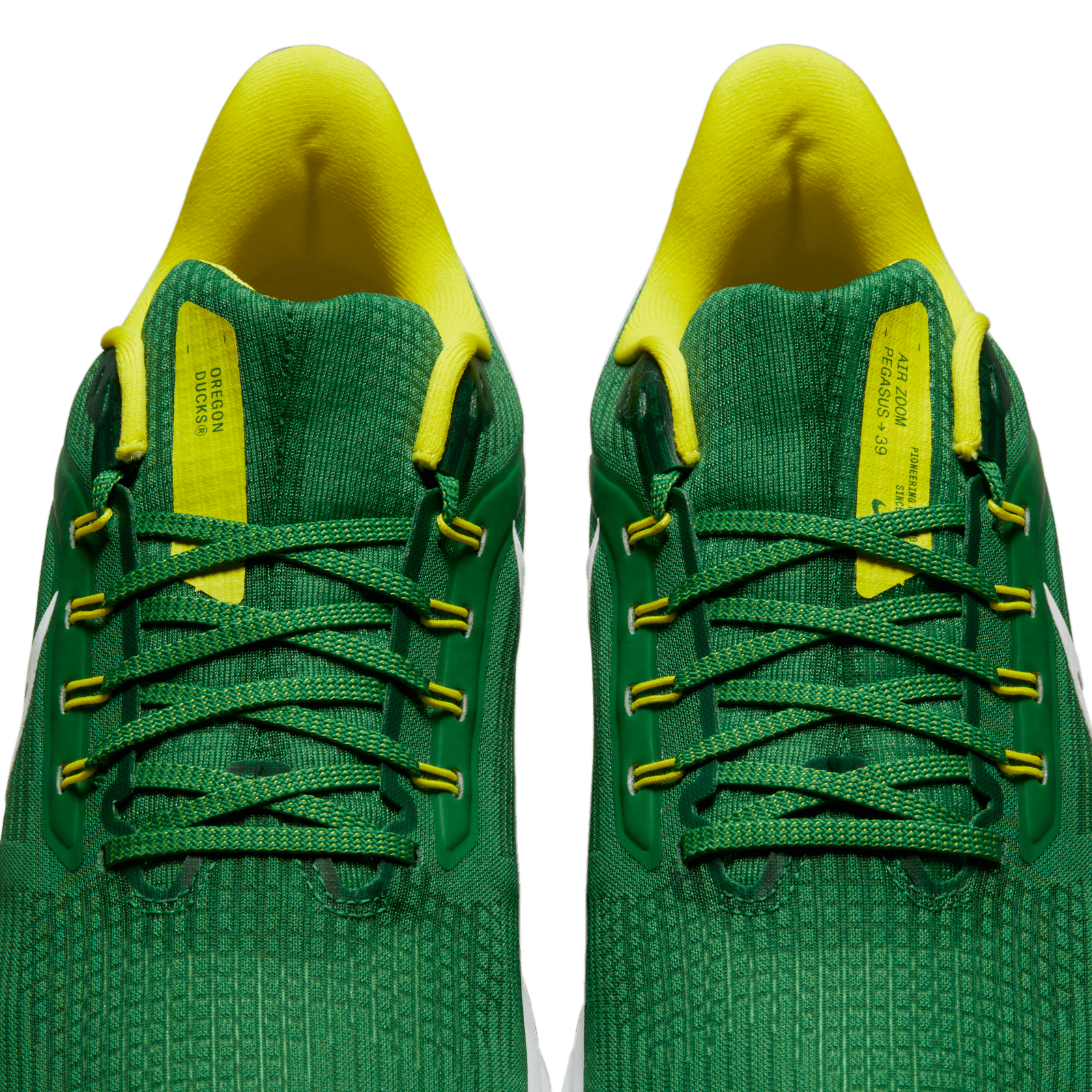 Nike Air Zoom Pegasus 39 (Oregon) Road Running Shoes in Green - DR1970 ...