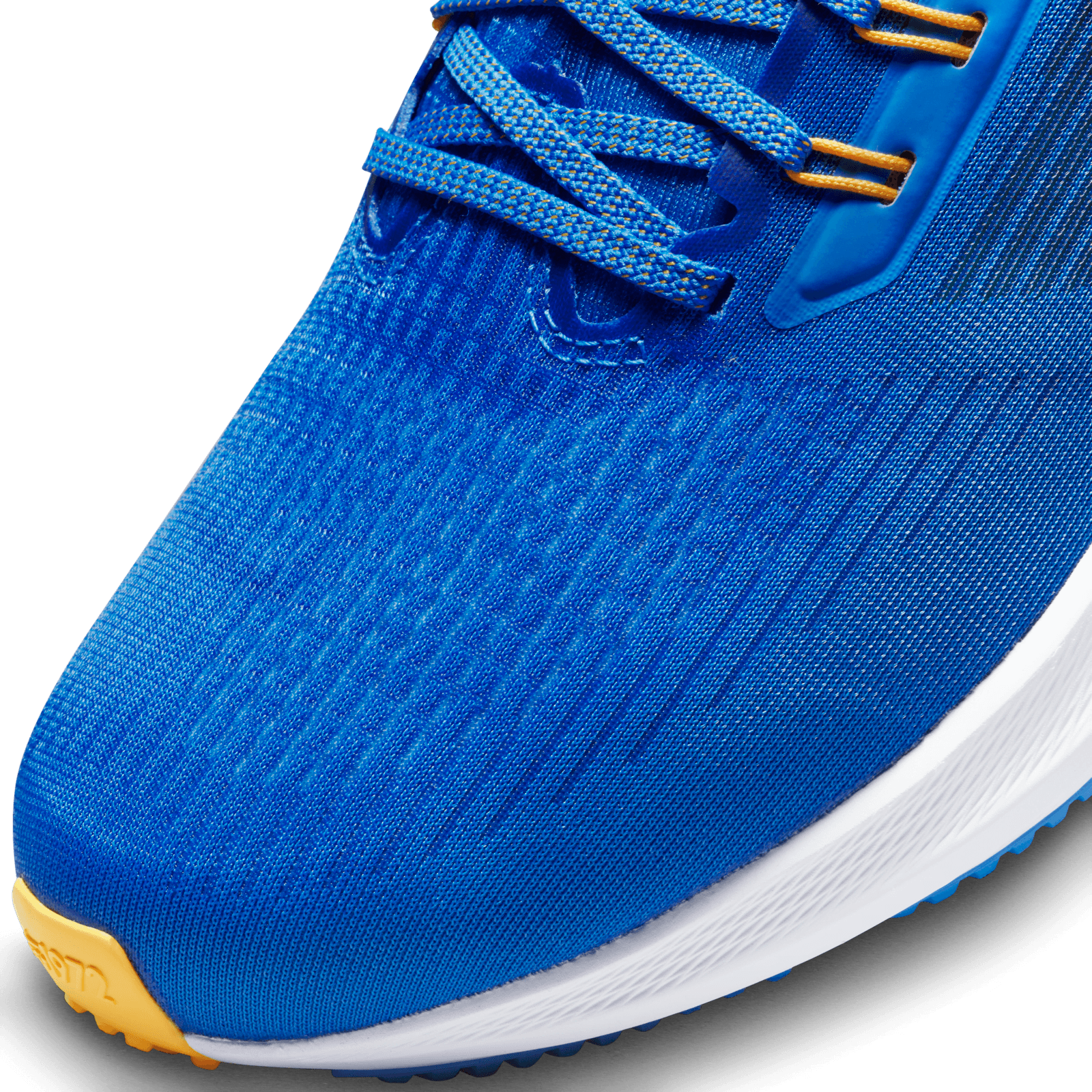 Nike Air Zoom Pegasus 39 (UCLA) Road Running Shoes in Blue - DR1977-400 ...